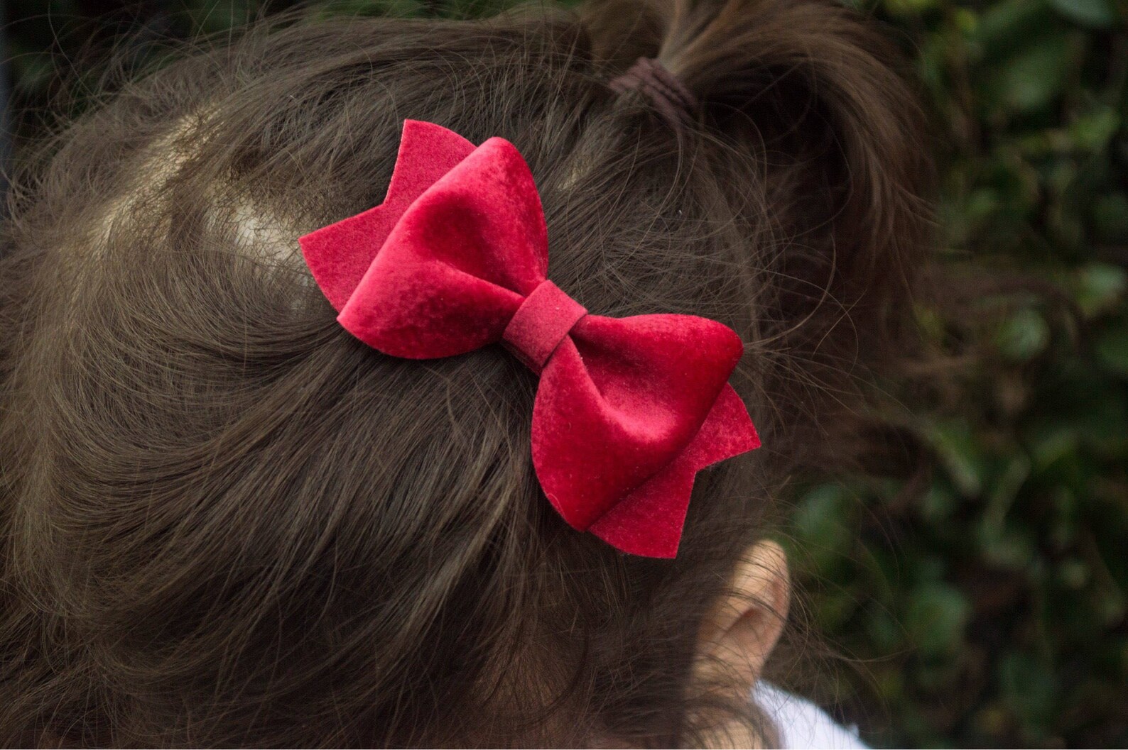 True Red Velvet Hair Bow // Valentines Day Holiday Hair Bow // | Etsy
