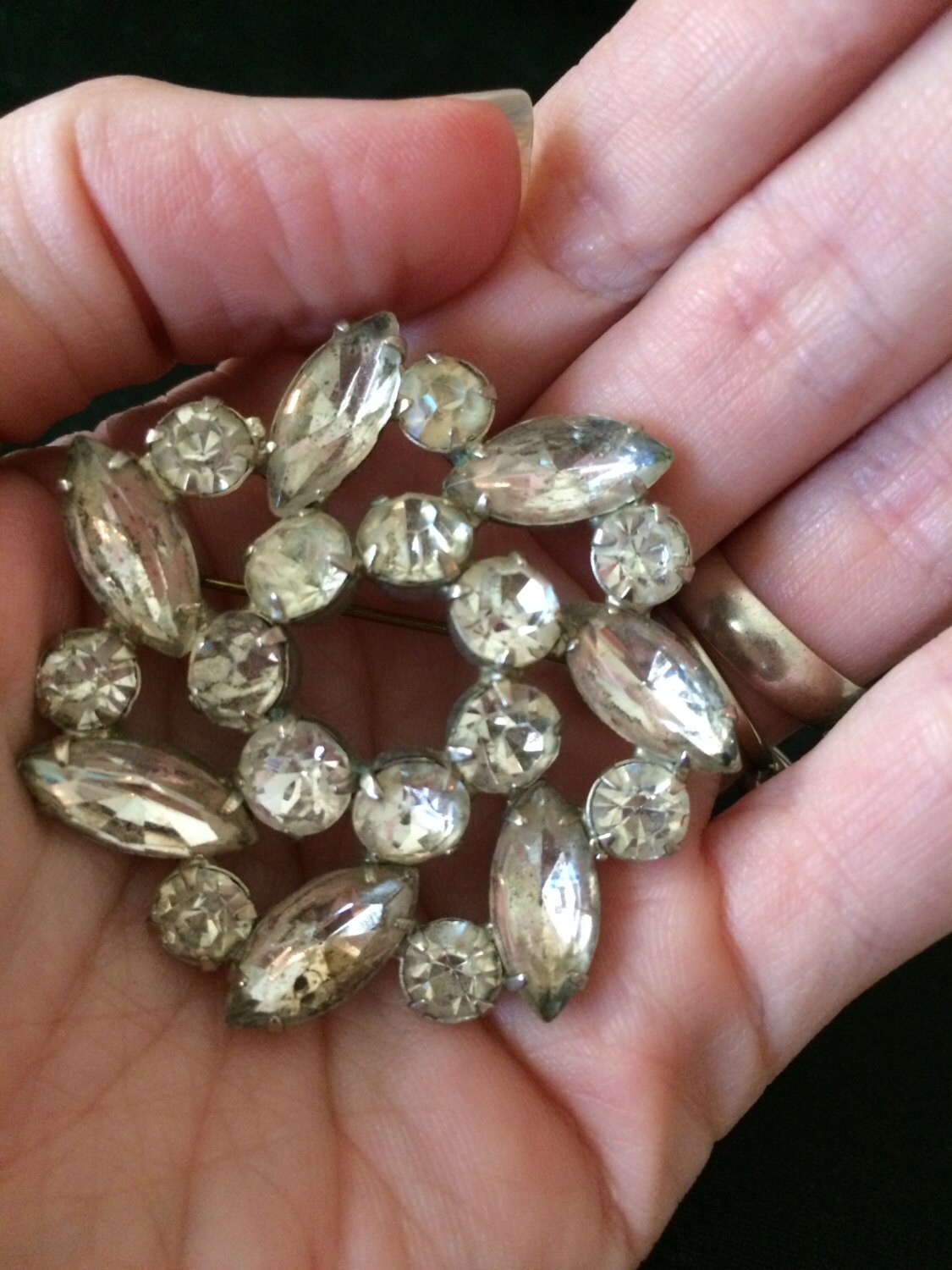 2 Vintage Rhinestone Cut Crystal Estate Brooch Cluster Scarf Pin ...