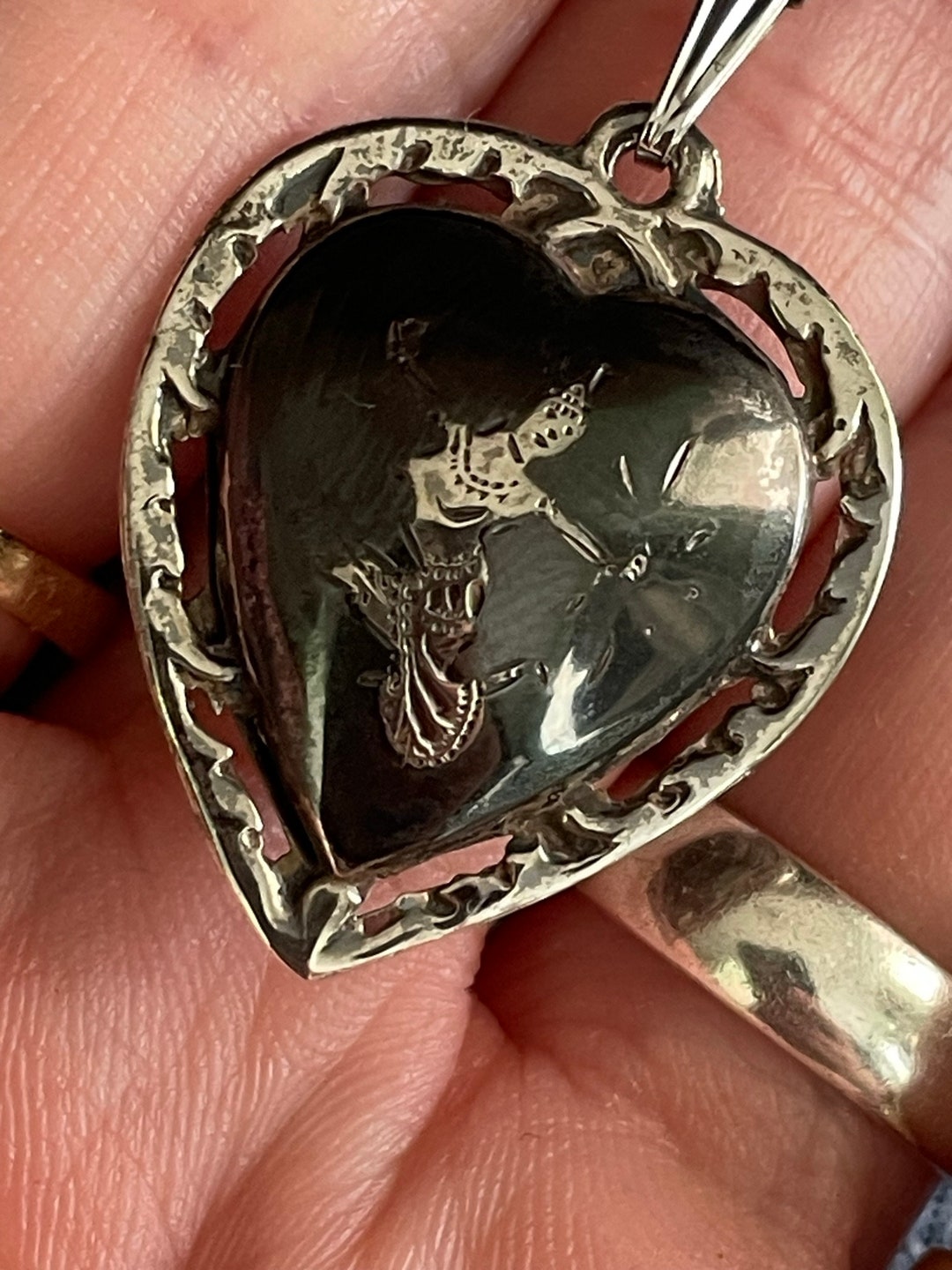 Siam Sterling Heart Pendant and Chain Silver - Etsy