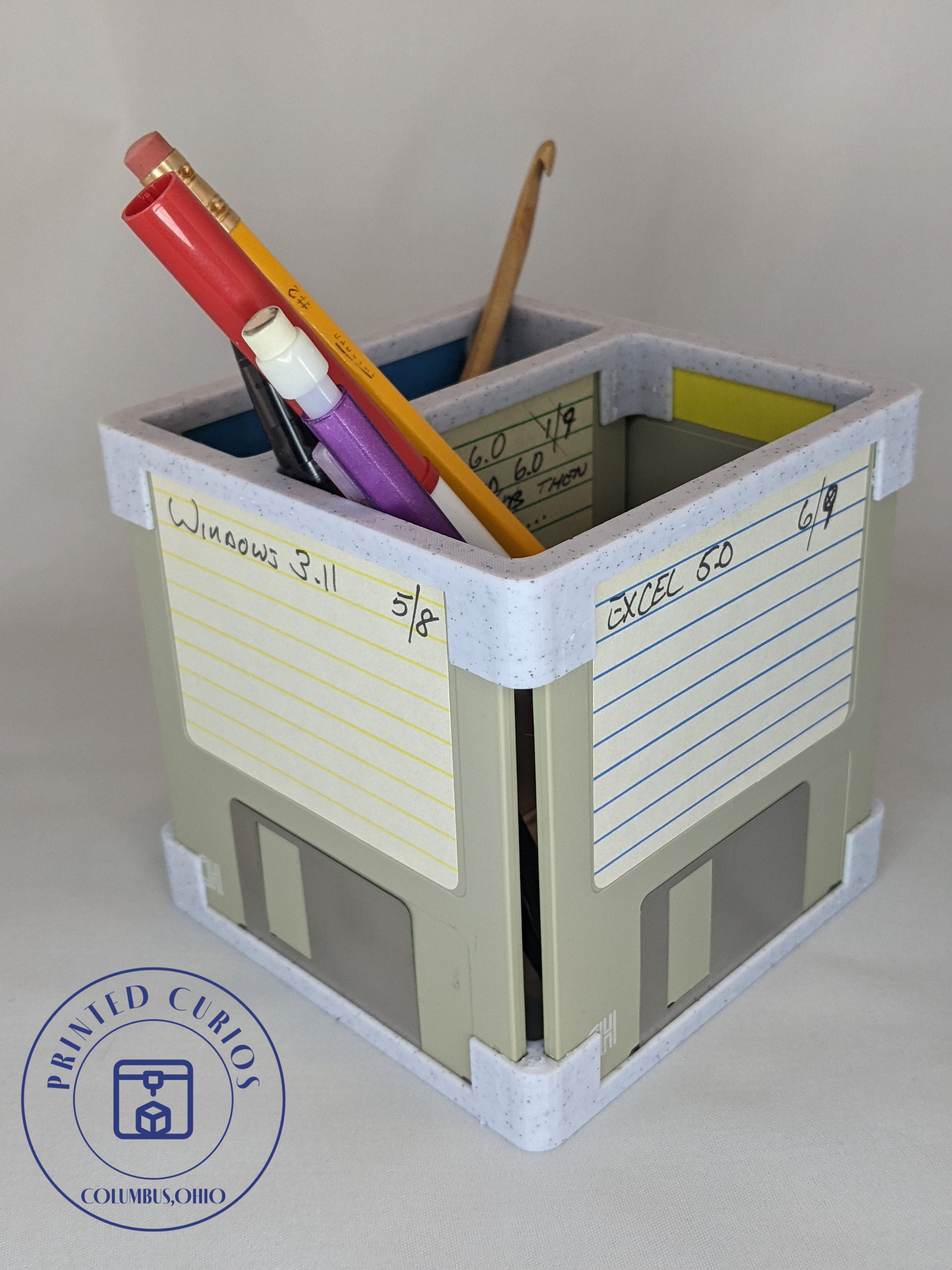3D Printed Retro Computing Desk Organizer With Upcycled Floppy Disks ...