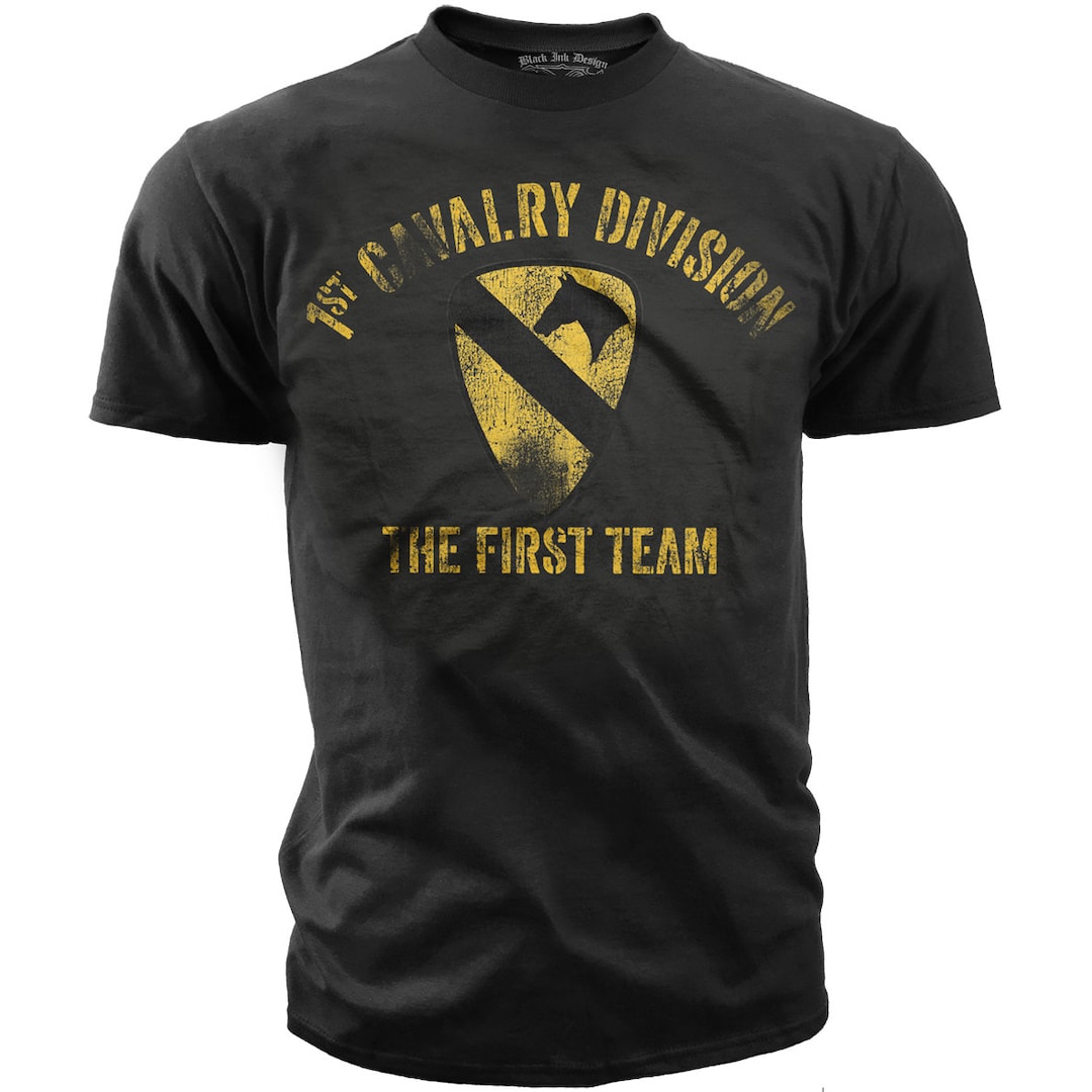 U.S. Army 1st Cavalry - the First Team Retro Men's T-shirt - Etsy