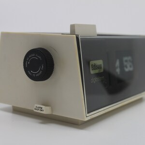 Fully Refurbished, USA Built Edison Flip-alarm-clock, Very Seventies ...