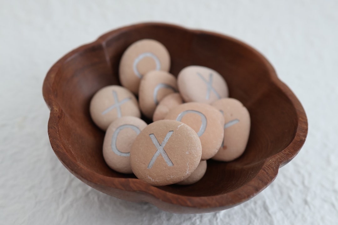 Engraved Stone Noughts and Crosses | Noughts and Crosses Game | Classic ...