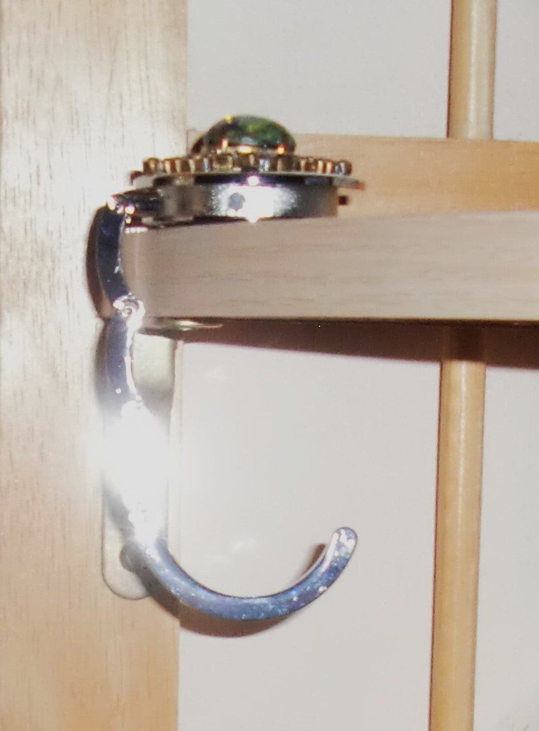 Purse Strap Hanger, Gadget to Hang Purse Under Table Top, Purse Hanger ...