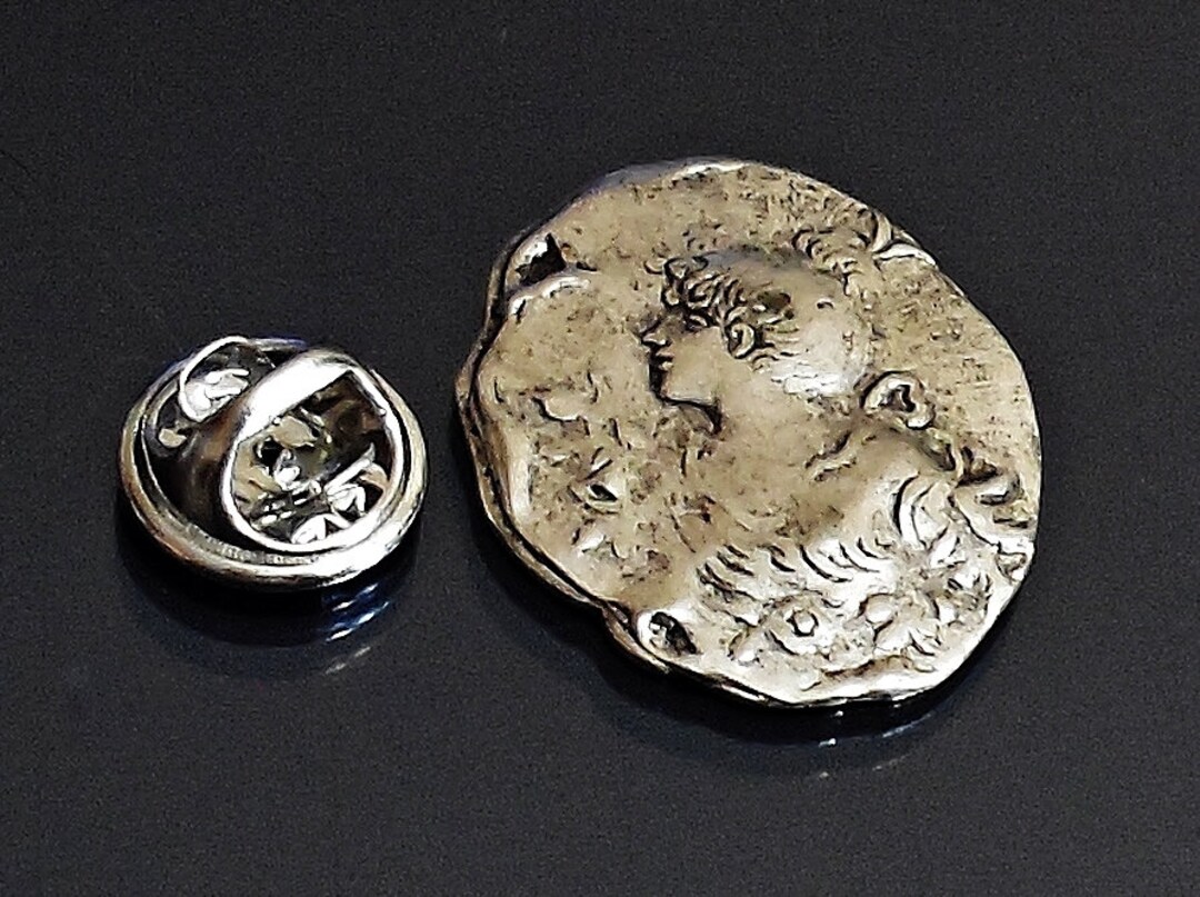 Amazing Details Victorian Lady Lapel Pin Tack Pin / P50 - Etsy