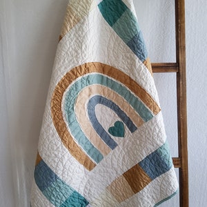 Boho Rainbow Baby Quilt Pattern: Applique Patchwork, Fat Quarter ...