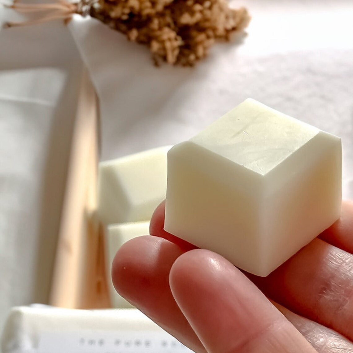 Rose Soy Wax Melts: Cubed Aromatherapy Melts, Handmade in London - Etsy