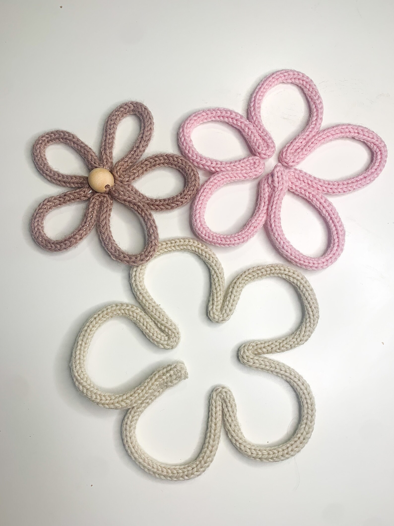 3 Pack Flower Decor // Wired Yarn Art // Wall Decor // Yarn Flower ...