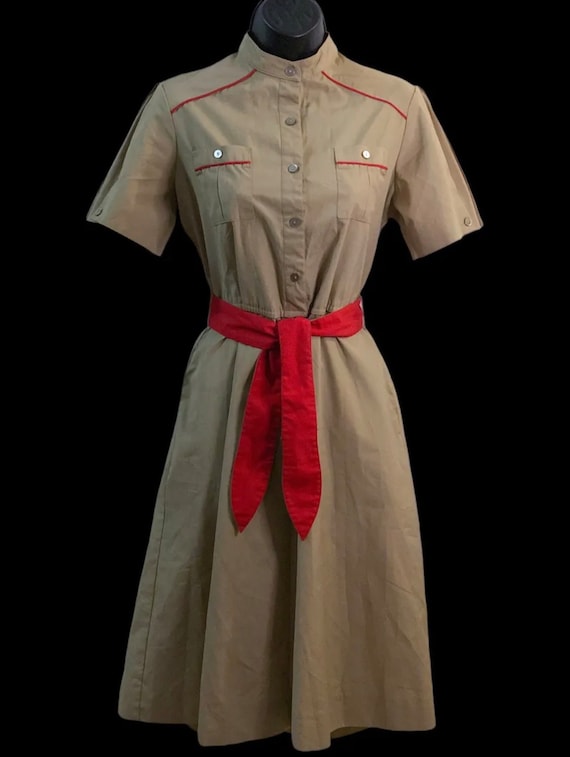 rare button vintage costume - Gem