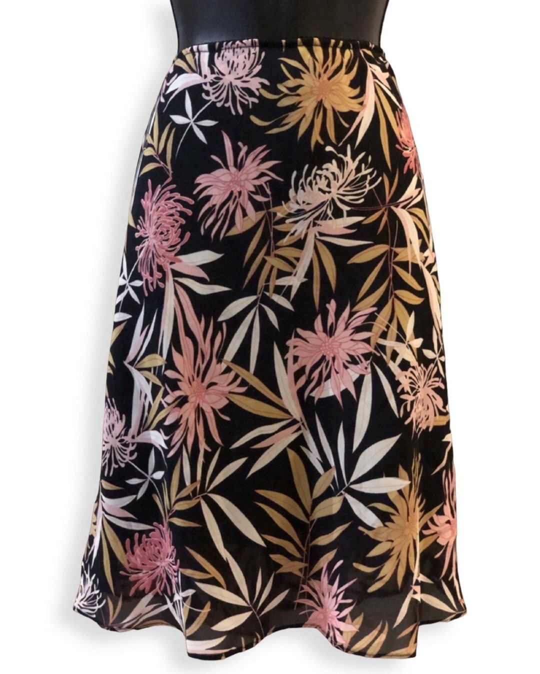 Vintage Hillard & Hanson Black Pink Tan Beige White Floral Flower Leaf ...