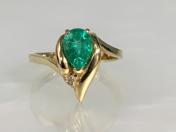 Pear Shaped Emerald Ring, Vintage Emerald Ring, Vinta… - Gem
