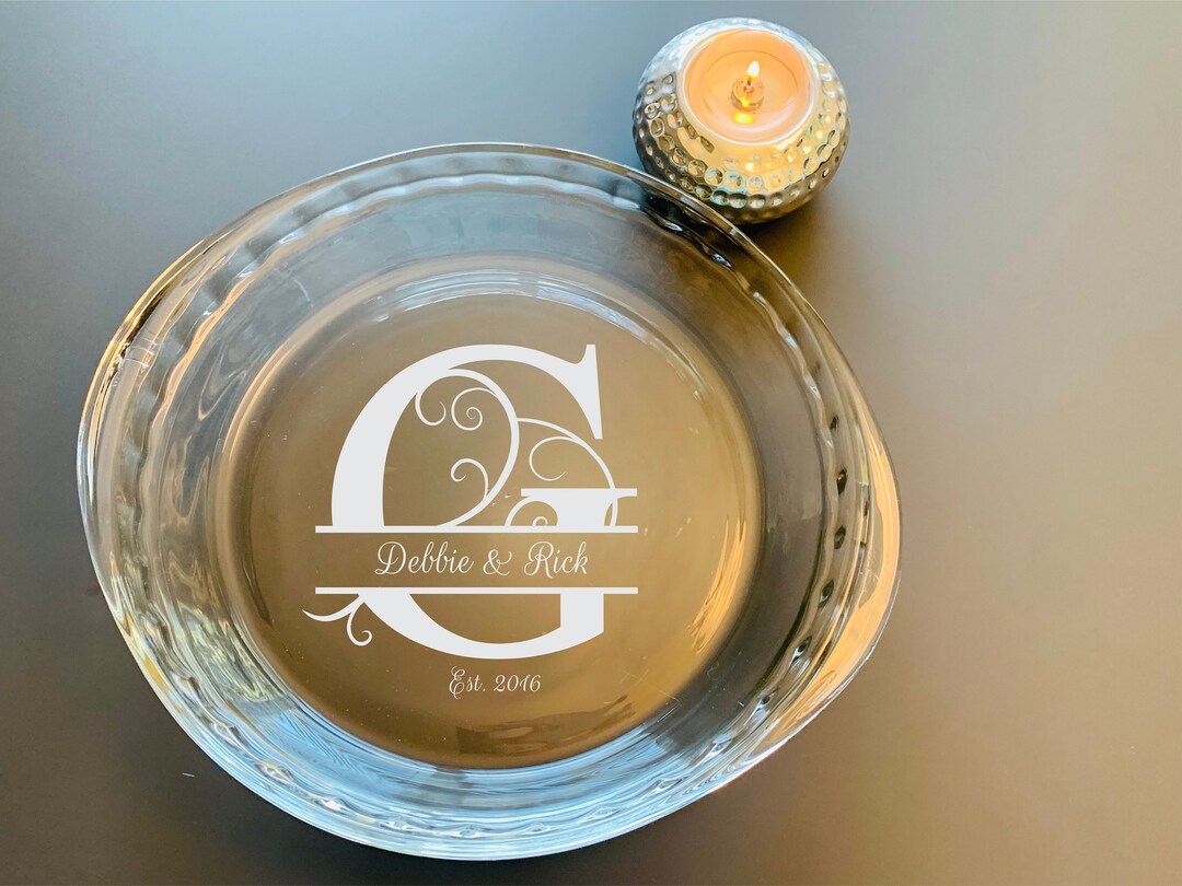 Engraved Pie Plate – Custom Monogram Glass Baking Dish, Wedding Gift - Etsy