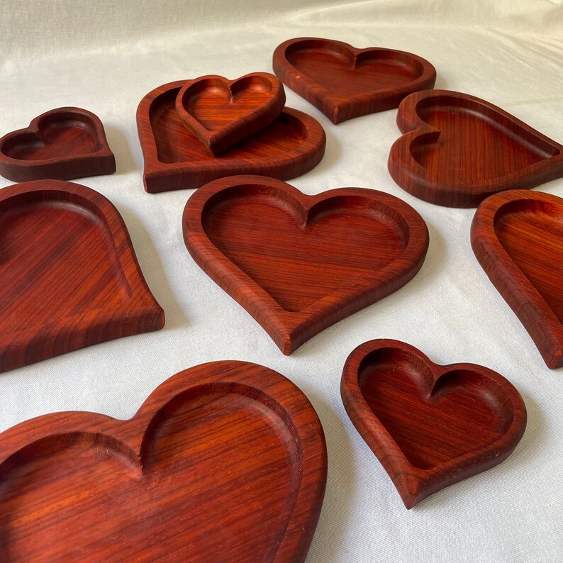 Heart Catch All Tray Vector File, SVG File, DXF File, CRV File, Vcarve ...