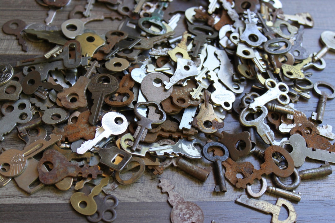 Vintage Miniature Keys Mystery Lot of 10 - Etsy