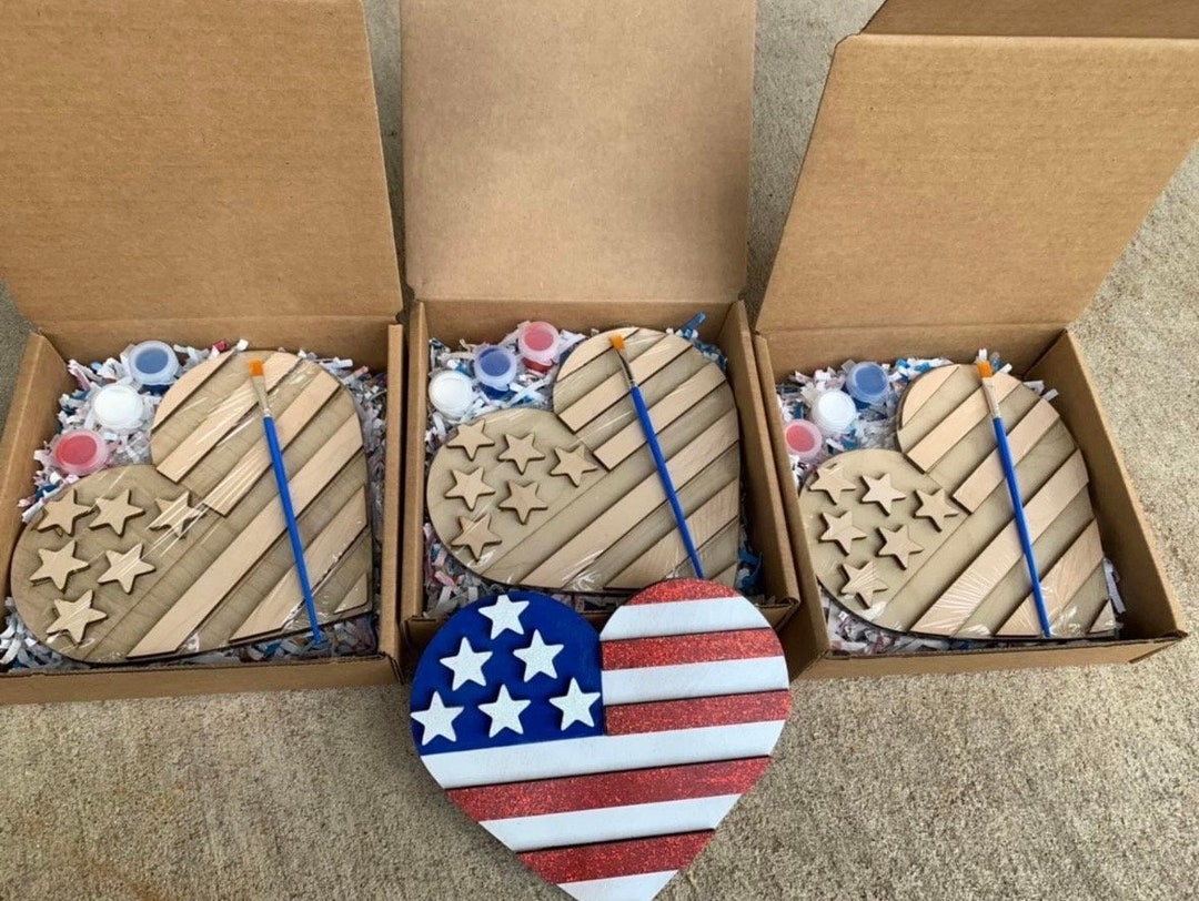 Heart Flag Paint Kit / DIY 4th of July Art / 4th of July Doorhanger - Etsy