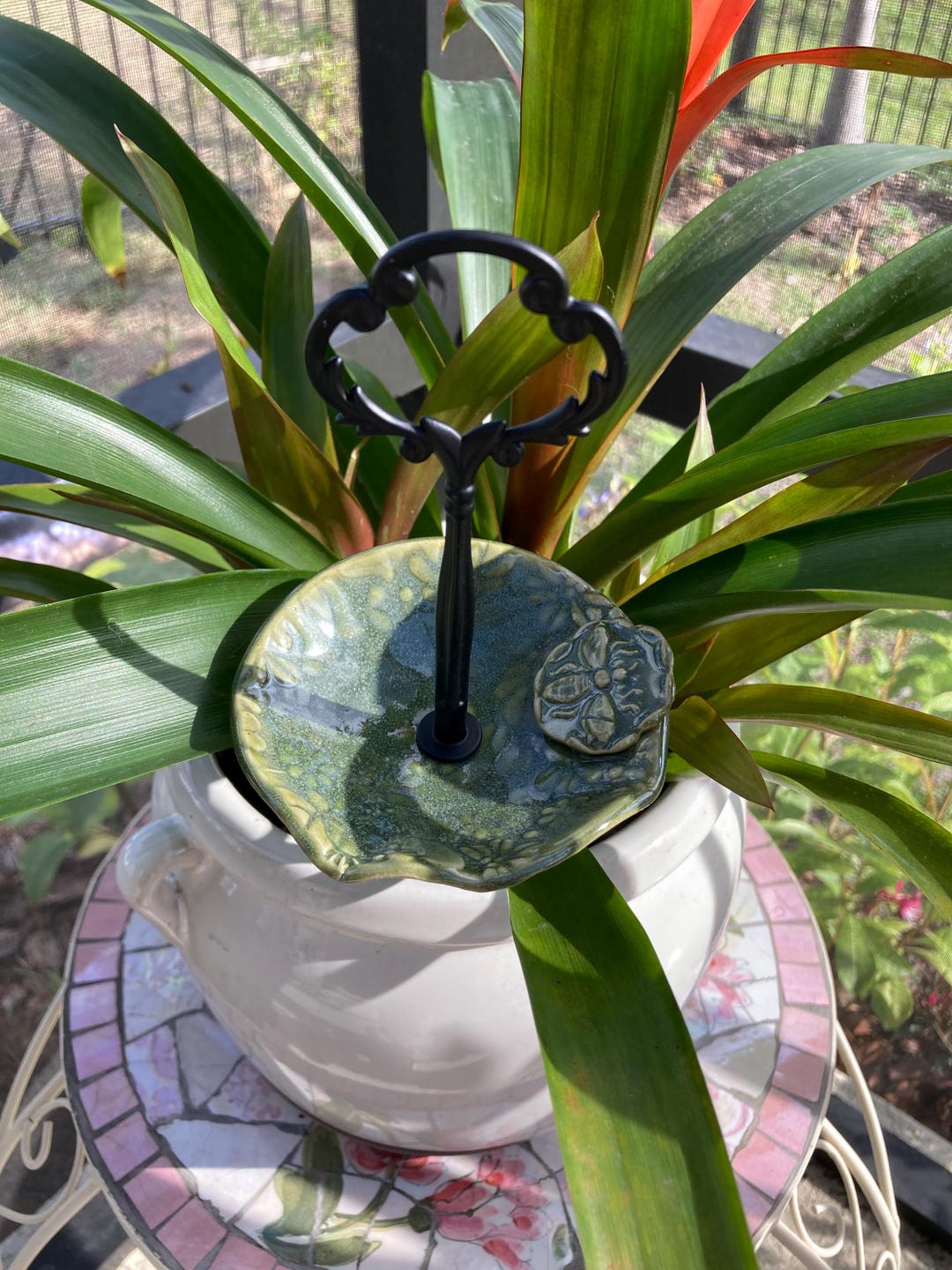 Bee Pollinator, Bee Water Station, Bird Feeder, Butterfly Watering ...