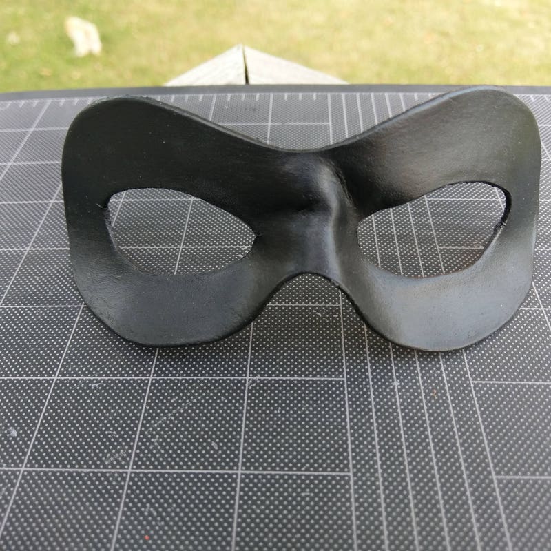 Robin Mask - Etsy