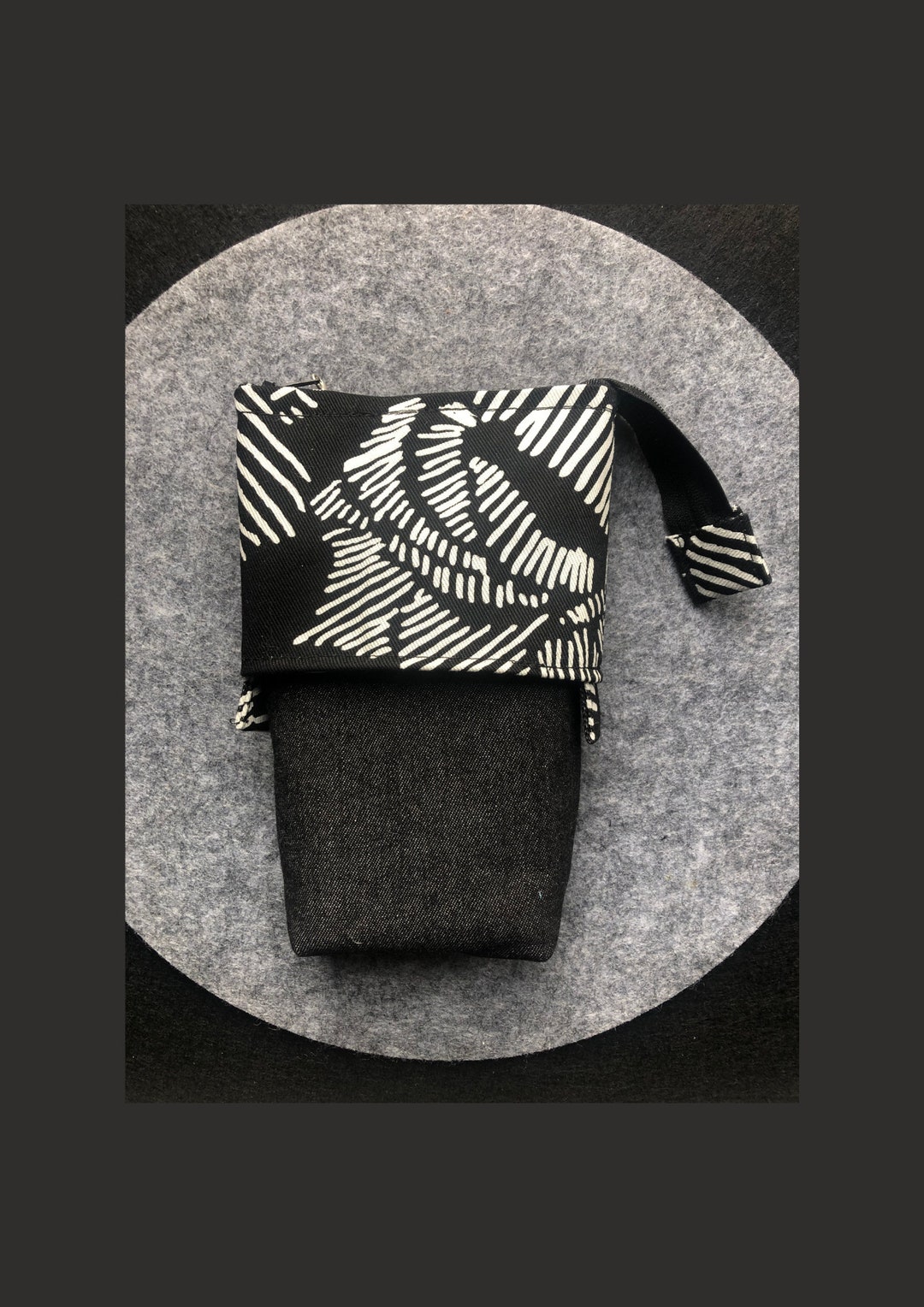 Canvas Pull Down Pencil Case, Stand up Storage With Zipper Closure ...