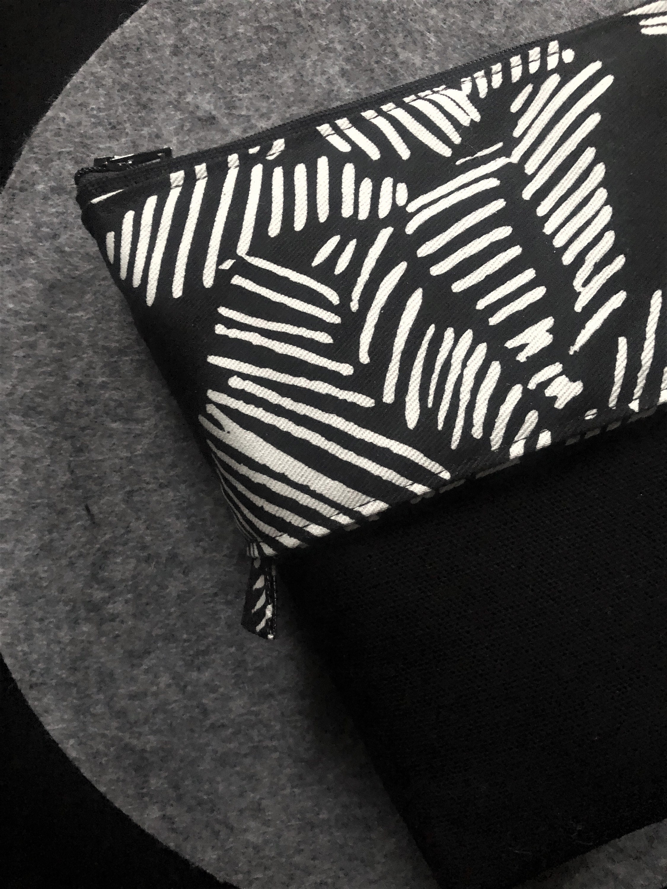 Canvas Pull Down Pencil Case, Stand up Storage With Zipper Closure ...