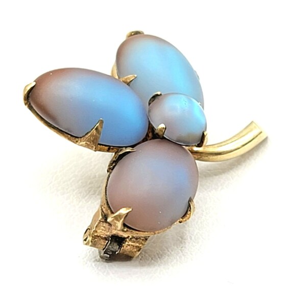 Goldtone Saphiret C Clasp Pin - Gem