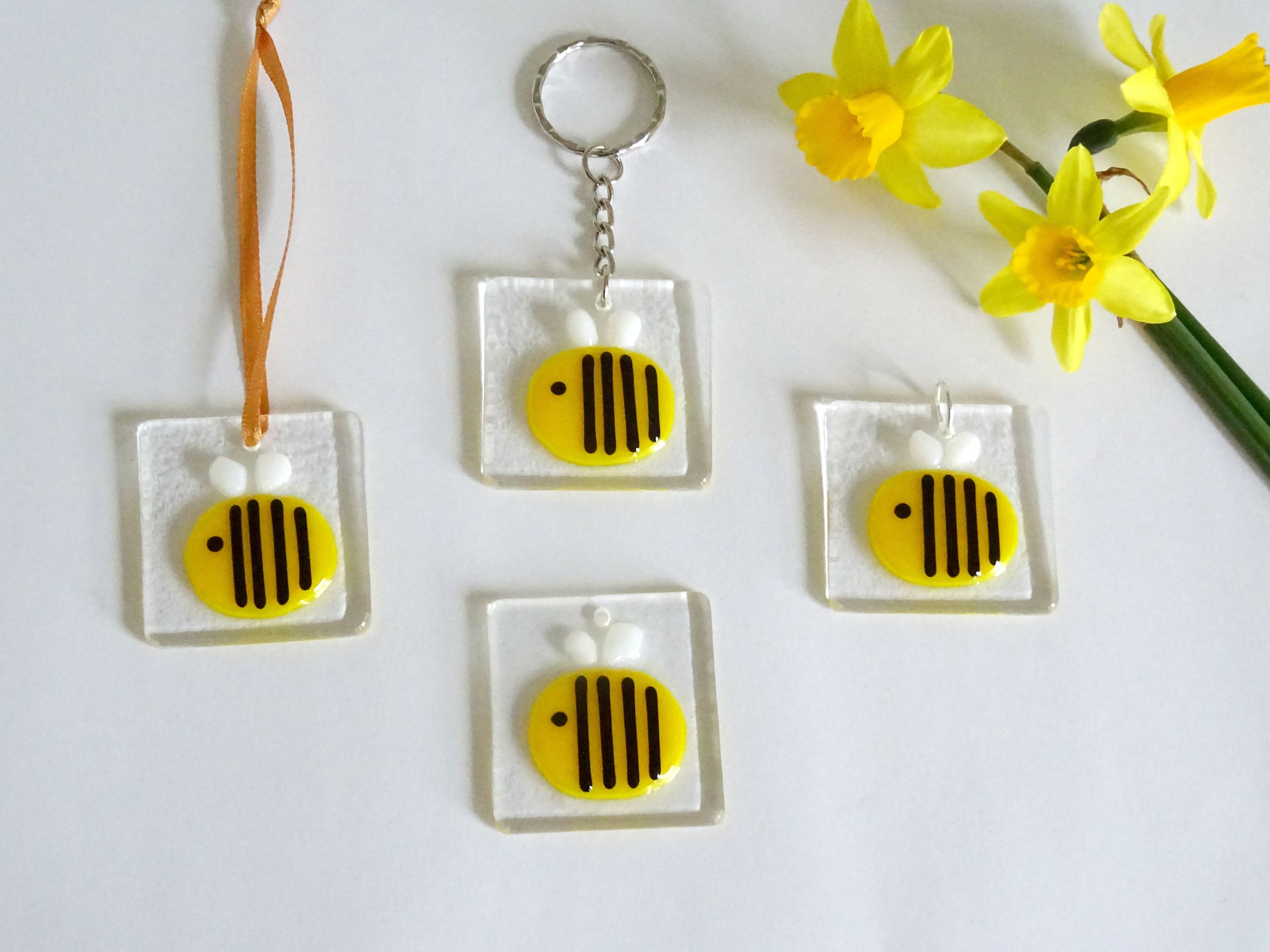 Bumble Bee Glass Keying, Bee Pendant, Fused Glass, Necklace Jewellery ...