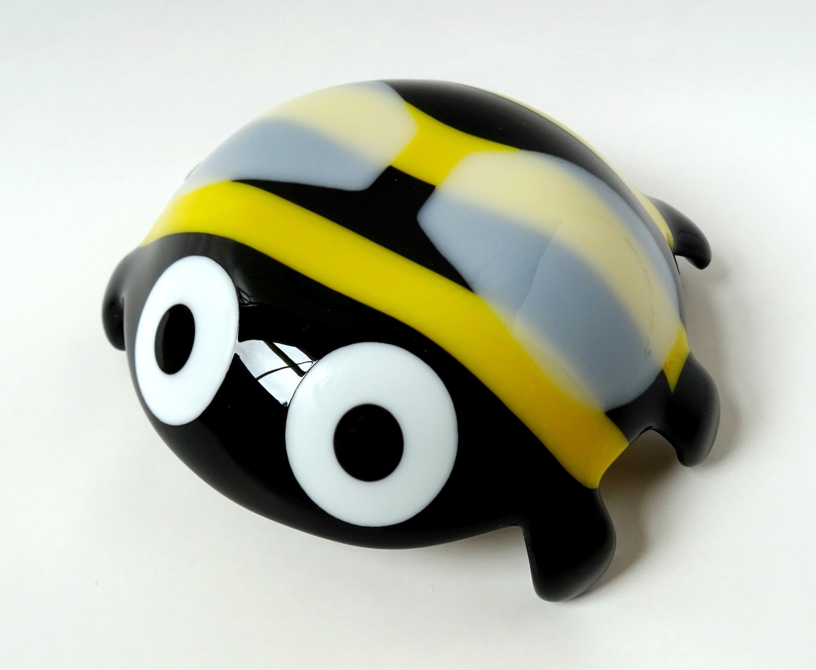 Fused Glass Bugs, Ladybird, Bumblebee, Bee, Beetle, Garden Ornament ...