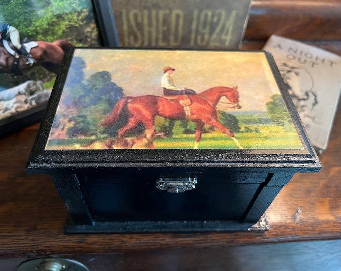 Vintage Equestrian Side Saddle Box - Etsy