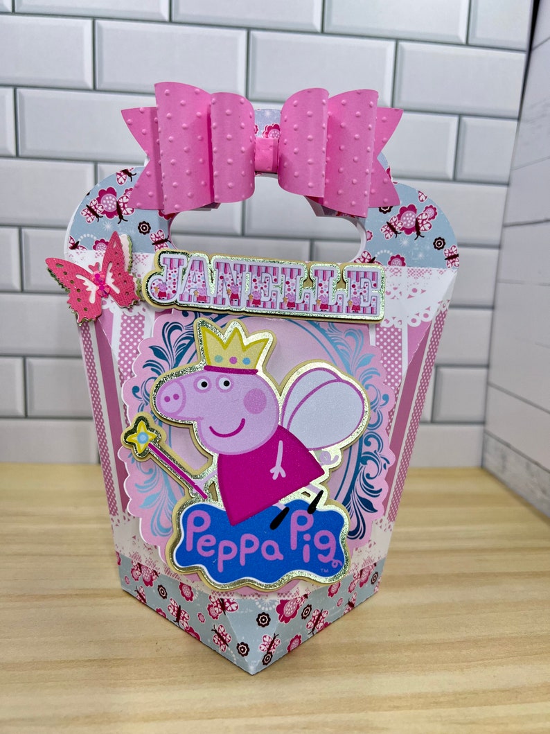 Peppa Pig Favor Boxes 3D / Birthday Gift Boxes / Guest Gift Bags ...
