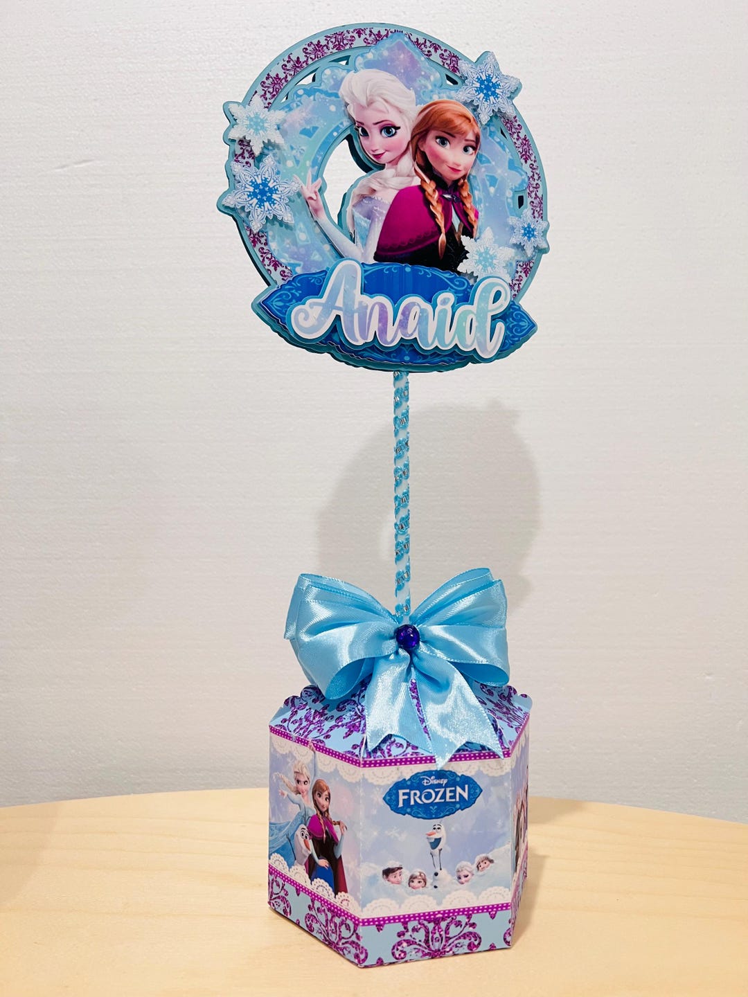 Frozen Table Centerpieces / Party Decor / Table Topper - Etsy