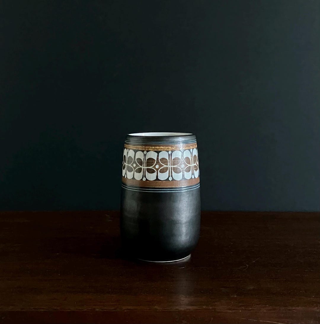 Mid Century English Studio Pottery Ambleside Pottery Small Sgraffito ...