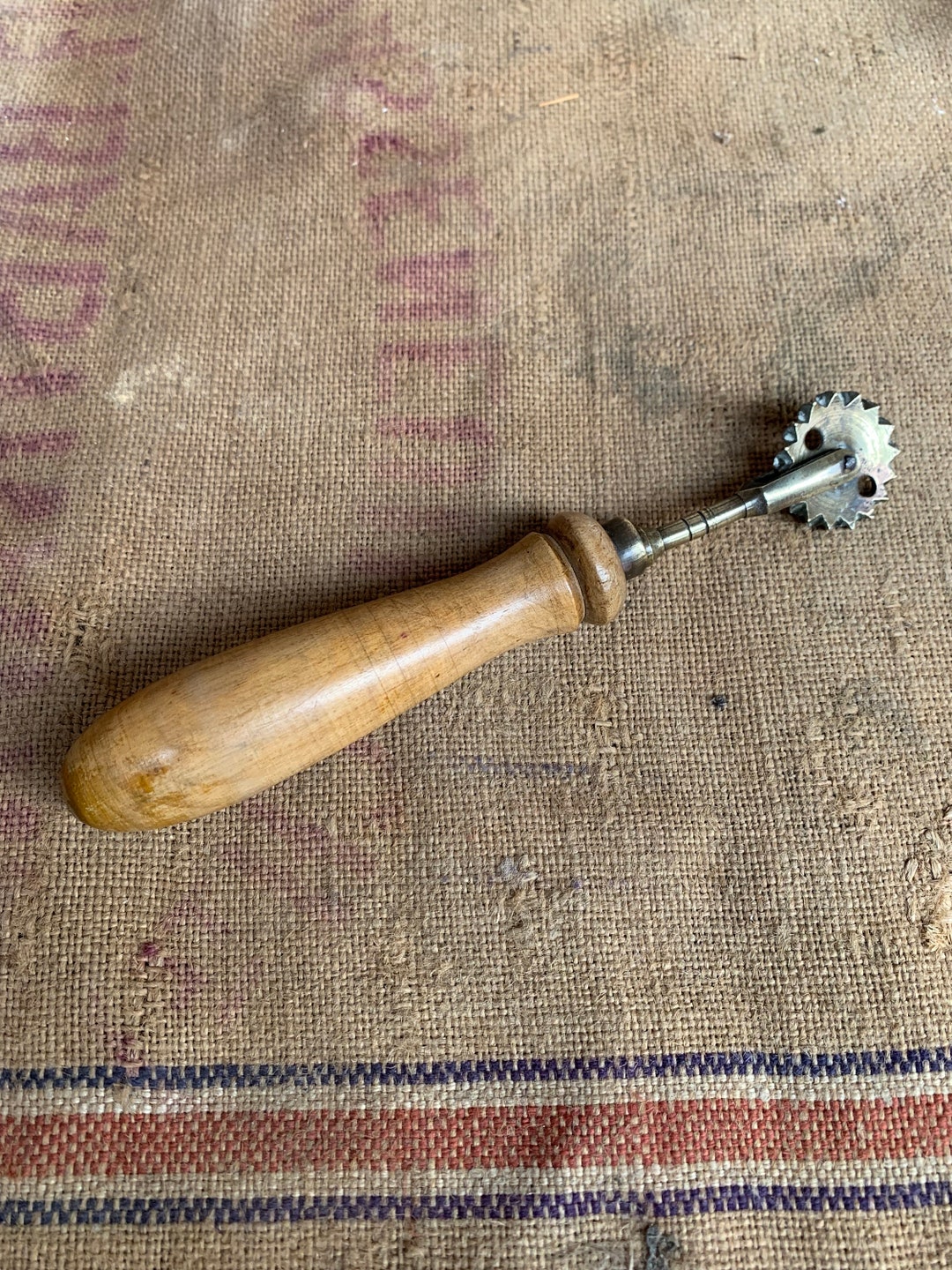 Antique Victorian Pastry Crimper / Wheel - Etsy