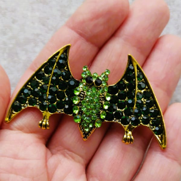 Bat Brooch - Etsy