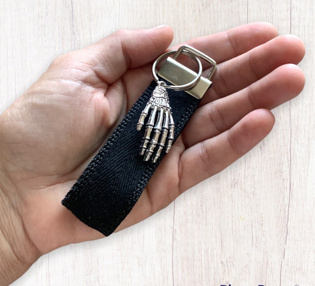 Skull Hand Black Key Fob Key Holder Gift/goth Keychain/horrow Claw ...