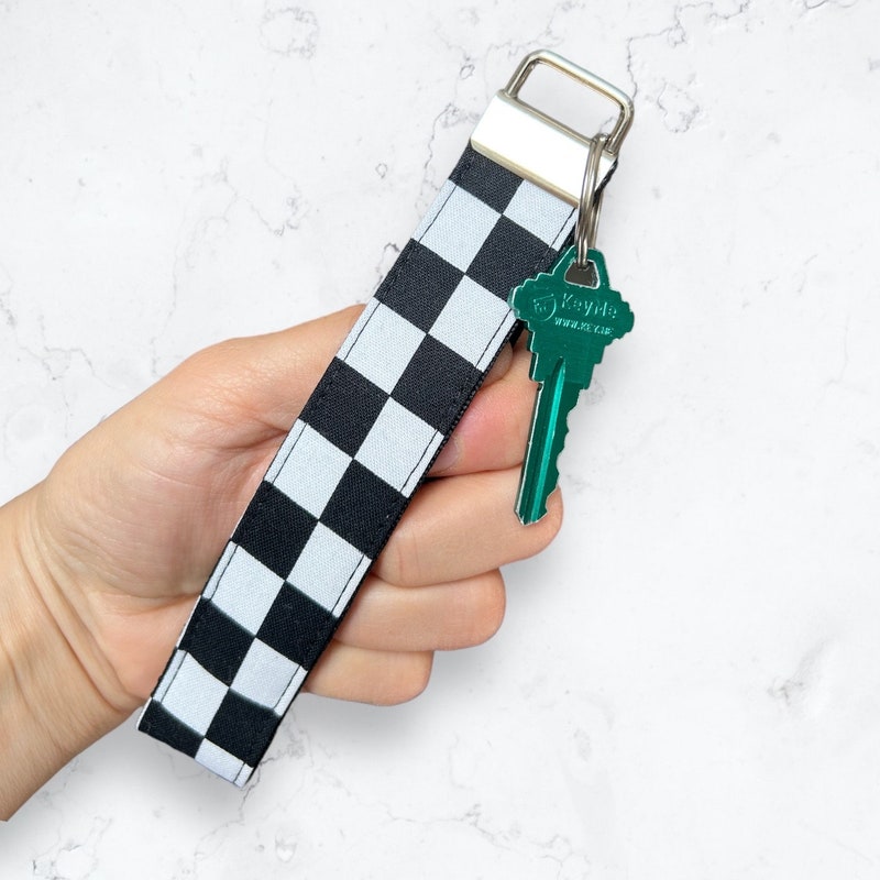 Emo Keychain - Etsy
