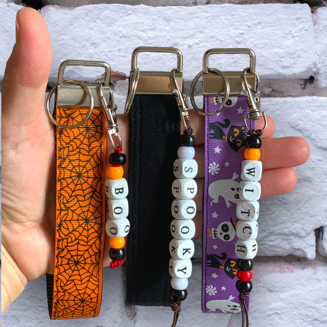 Ghosts Halloween Keychain With Beaded Witches Charms /handmade Key ...