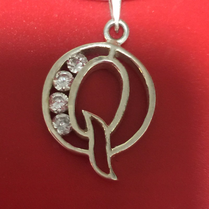 Q Necklace - Etsy