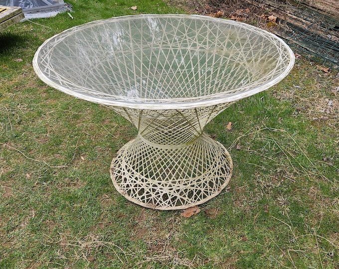 RUSSELL WOODARD STYLE Spun Fiberglass Table Glass Top, Mid Century ...