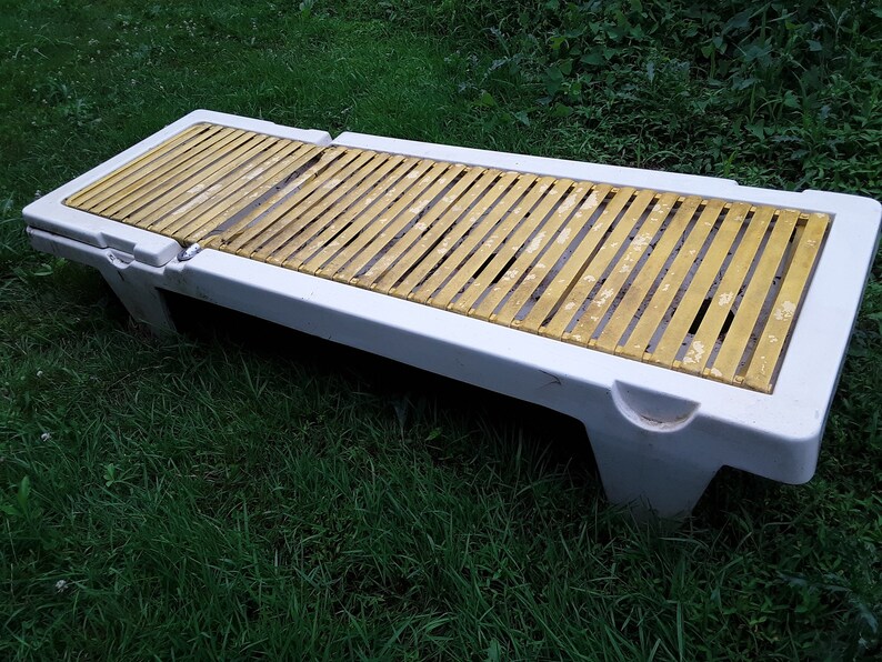 Vintage Fiberglass Pool Lounge Chairs - Etsy