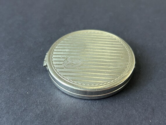 1920's Antique Silver Metal Compact by Victor Vivaudo… - Gem