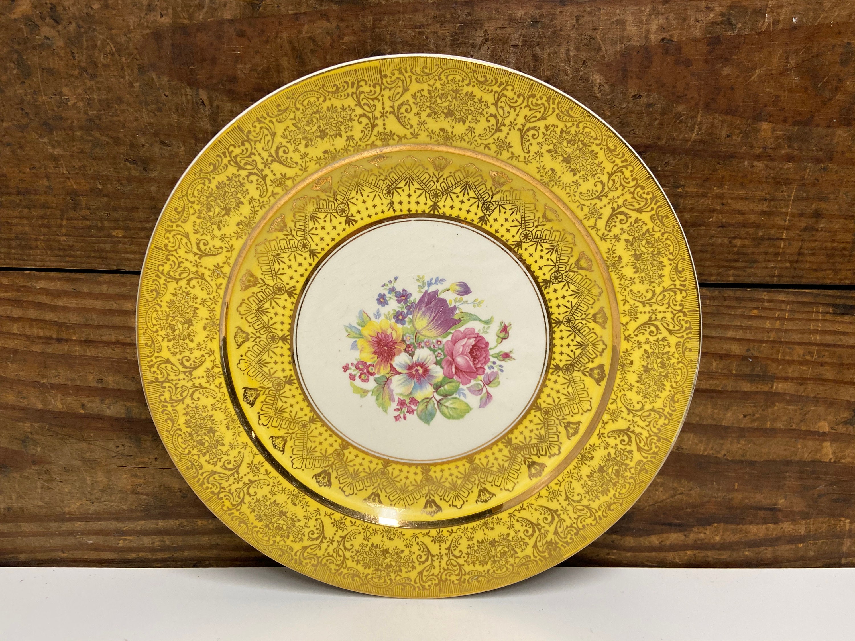 Vintage Stetson 22kt Gold Plate Bone China 8.25 Salad - Etsy