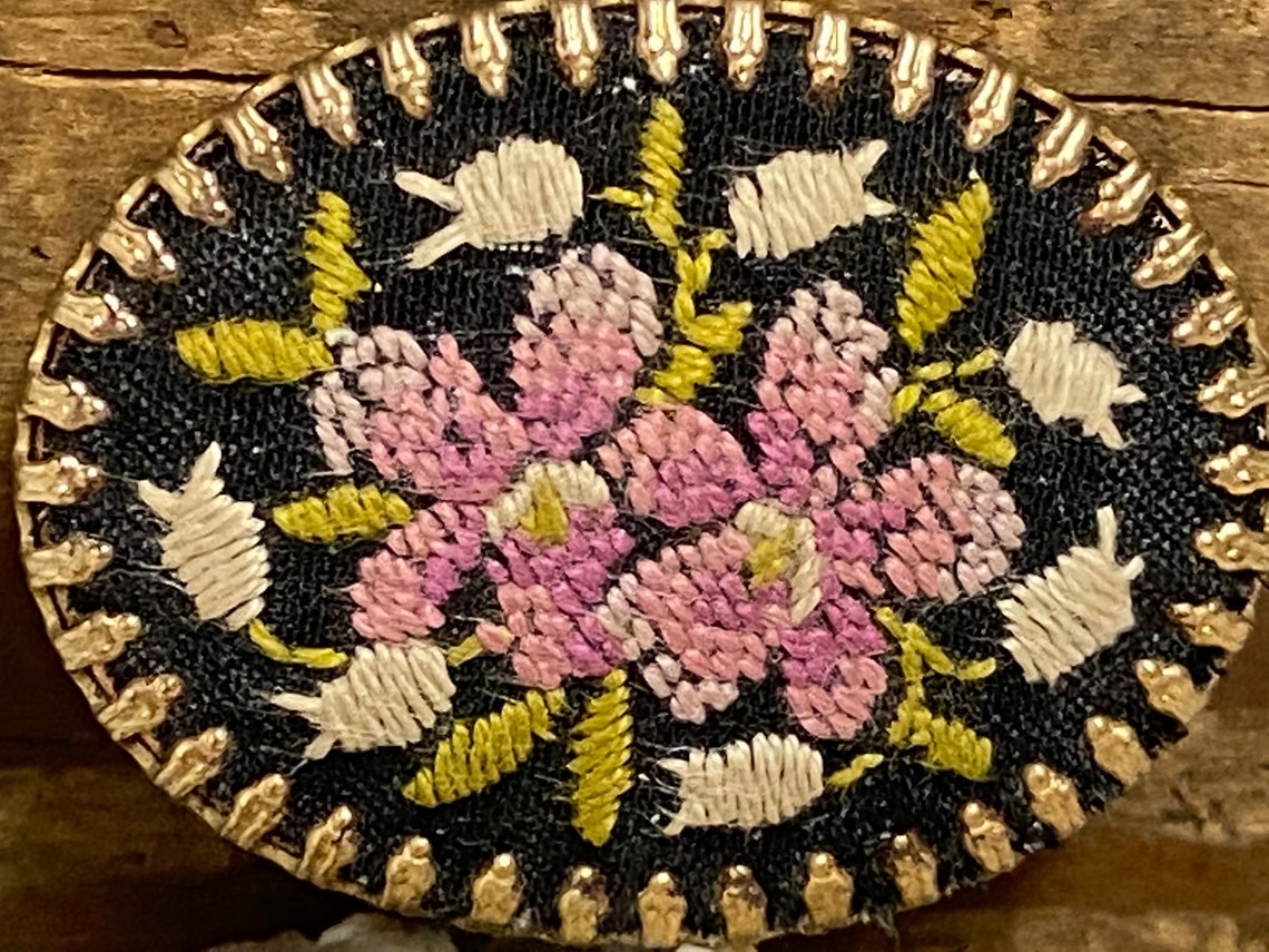 Vintage Pink Floral Petit Point Brooch Needlepoint Shabby | Etsy