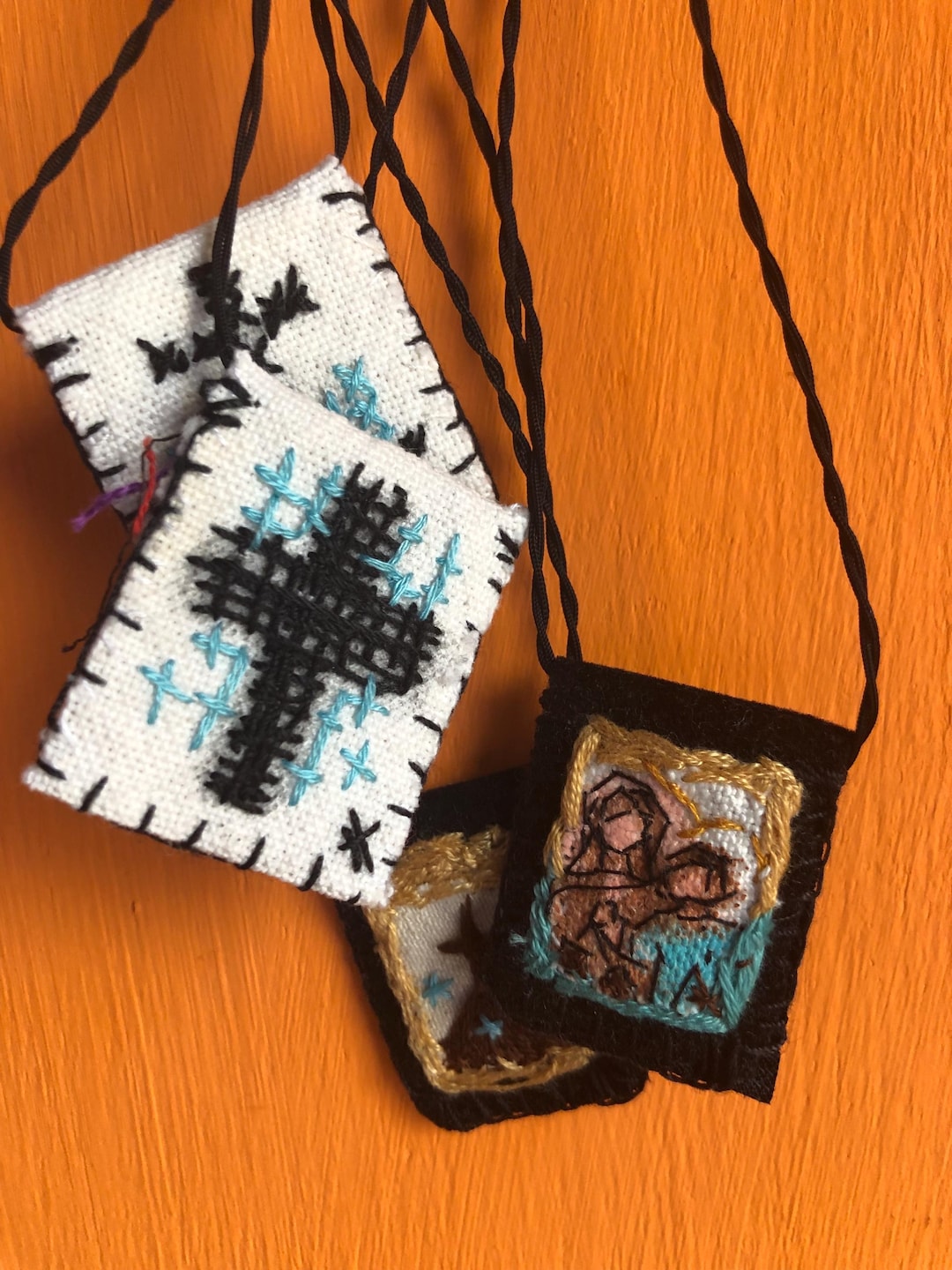 Scapulars of the Virgin of Carmen, Scapular of the Holy Cross and ...