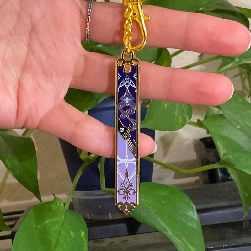 Herta Lanyard - Etsy