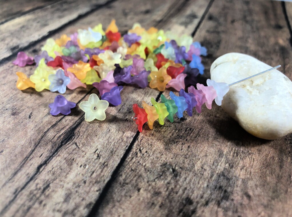 Acrylic Small Flower Beads, Transparent Assorted Color Flower Beads ...
