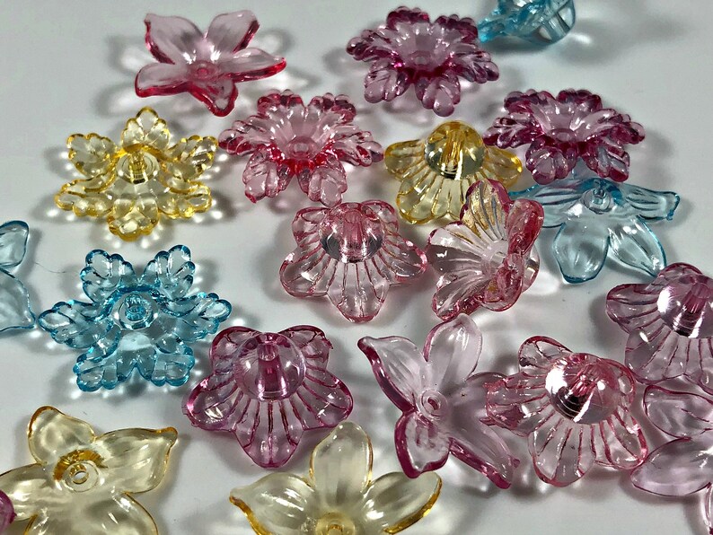 Acrylic Flower Charms, 12-21mm Transparent Yellow/blue/pink/lavender ...