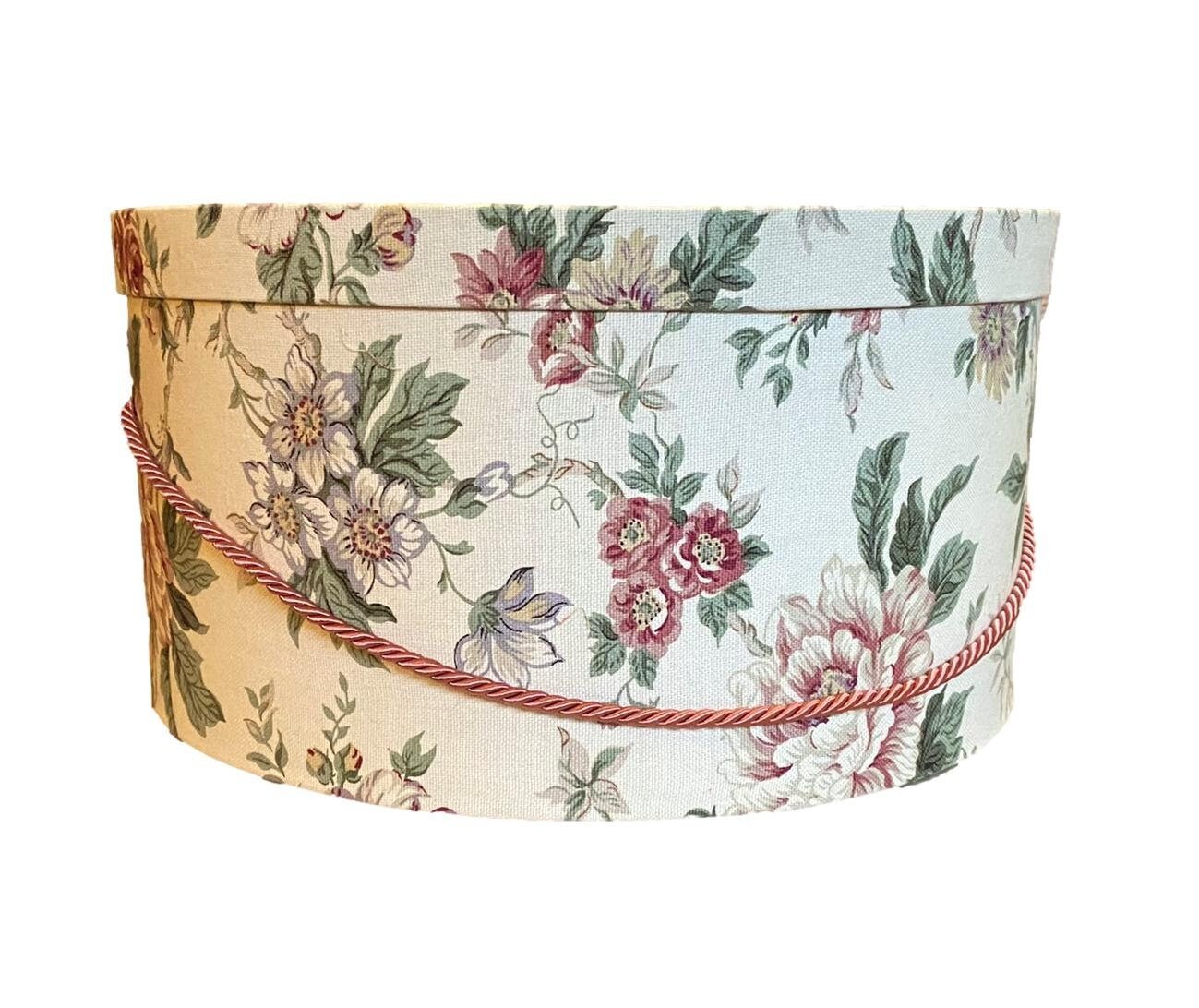 Extra Large 18” Hat Box in Light Rose Floral on Cream Fabric