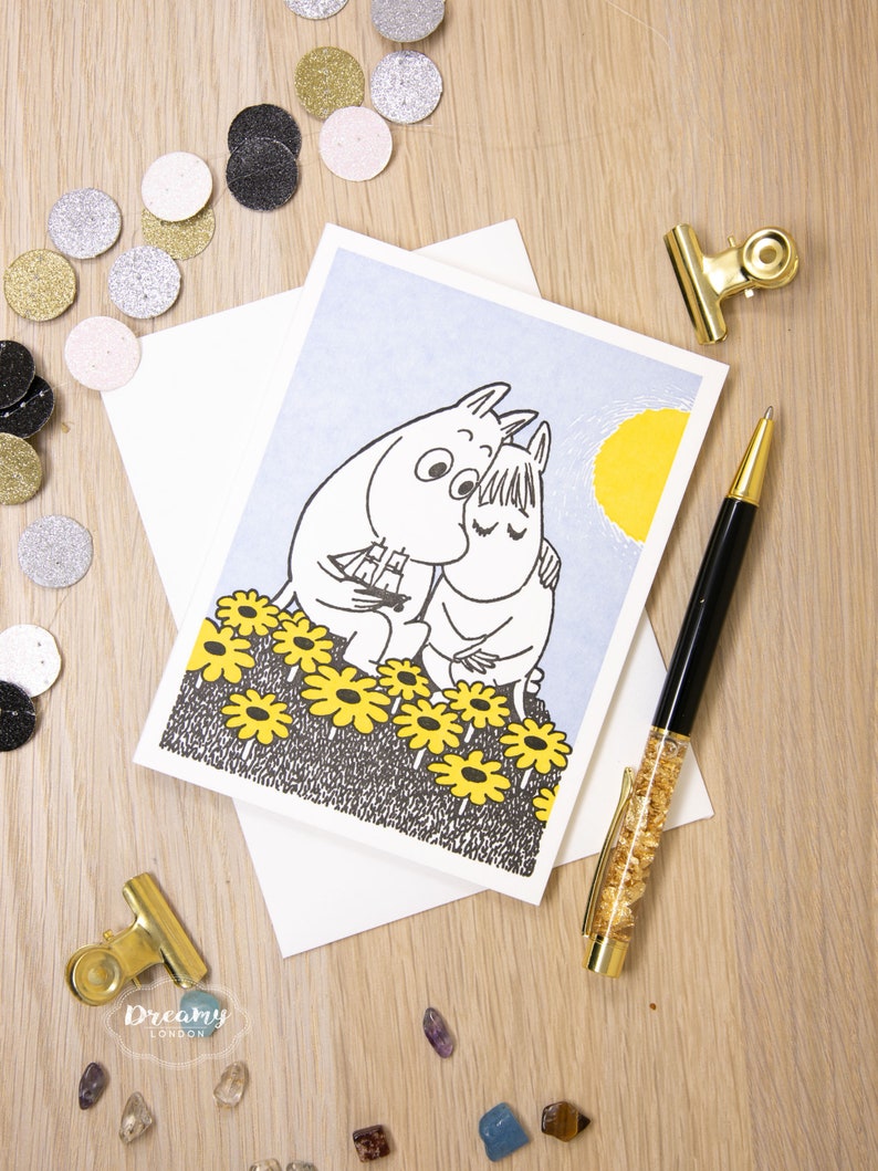 Moomin Hug Card for Her - Moomin Birthday Card - Moomin Floral ...