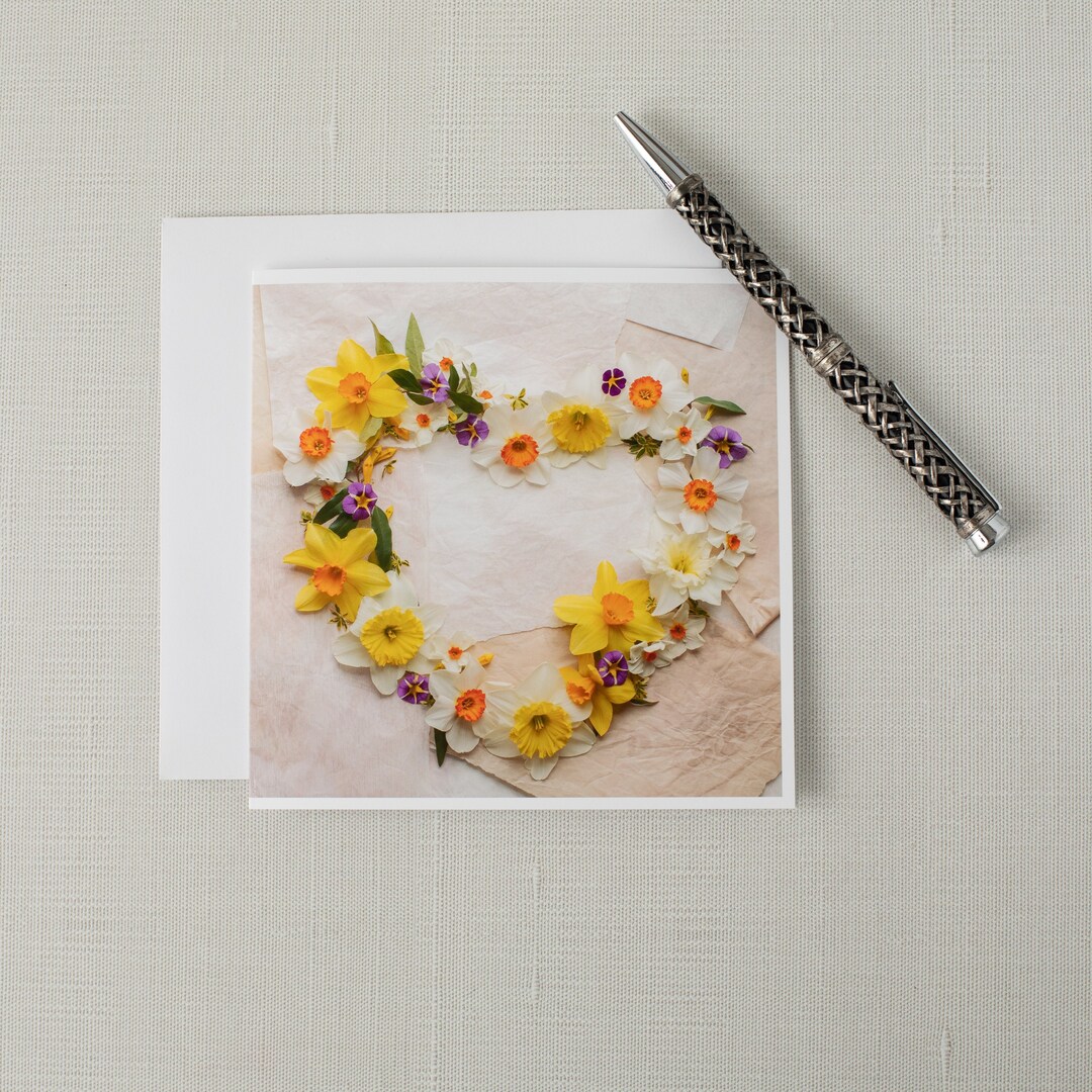 Daffodil Heart Note Card Set: Spring Flower Stationery - Etsy