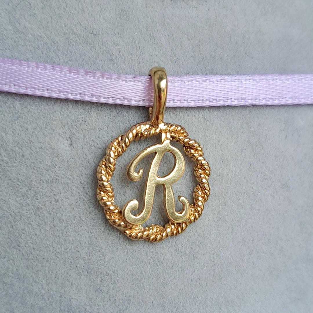 Solid 9ct Yellow Gold Letter R Pendant, Round Rope Edge Initial Charm ...