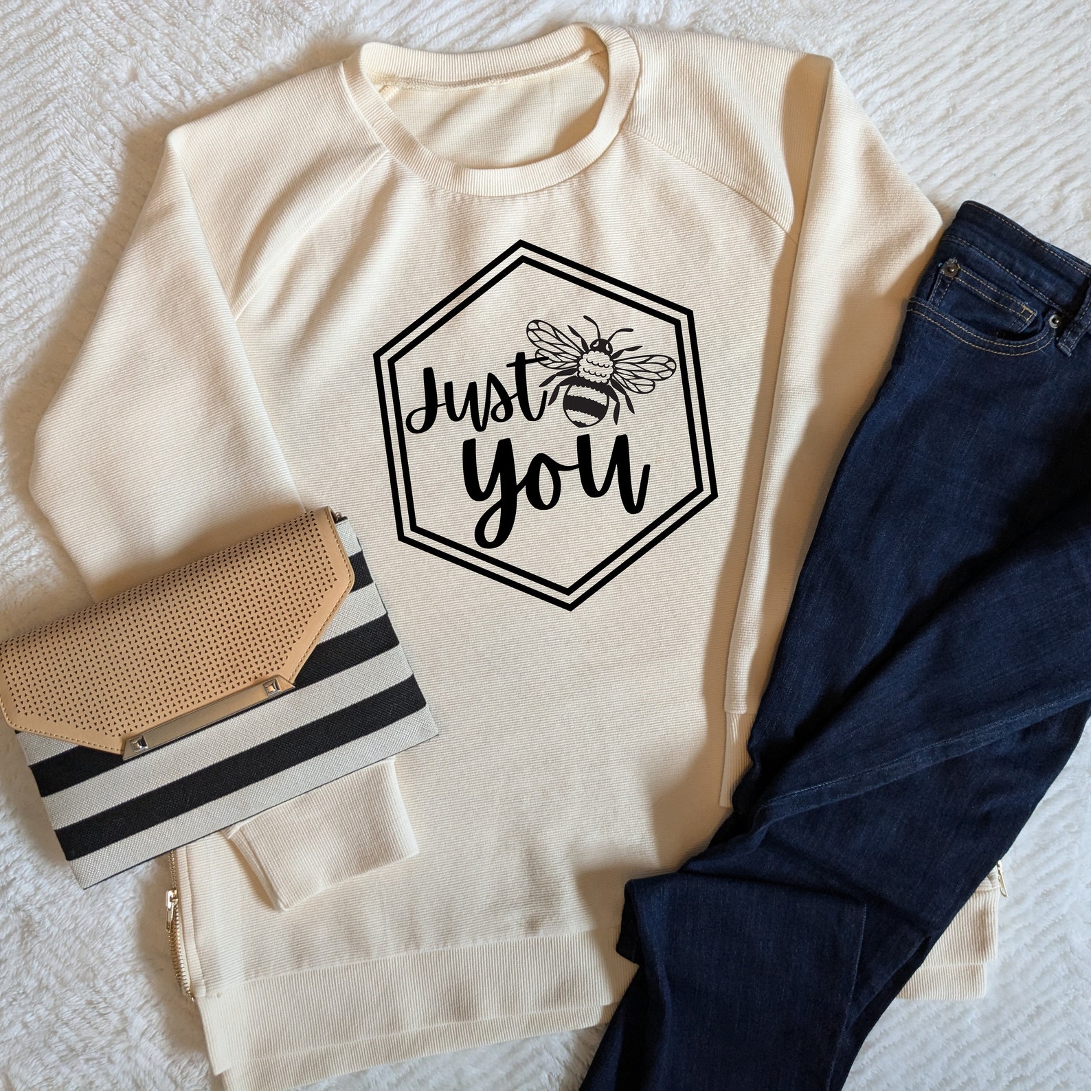 Just Bee You SVG and PNG - Etsy